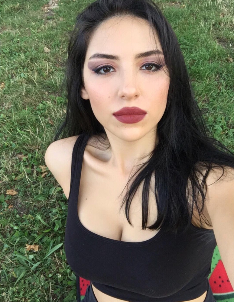 Simge Deniz - Sensual Pantyhose